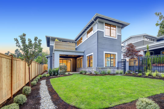 Tips for Staging Your Home’s Exterior in Summer
